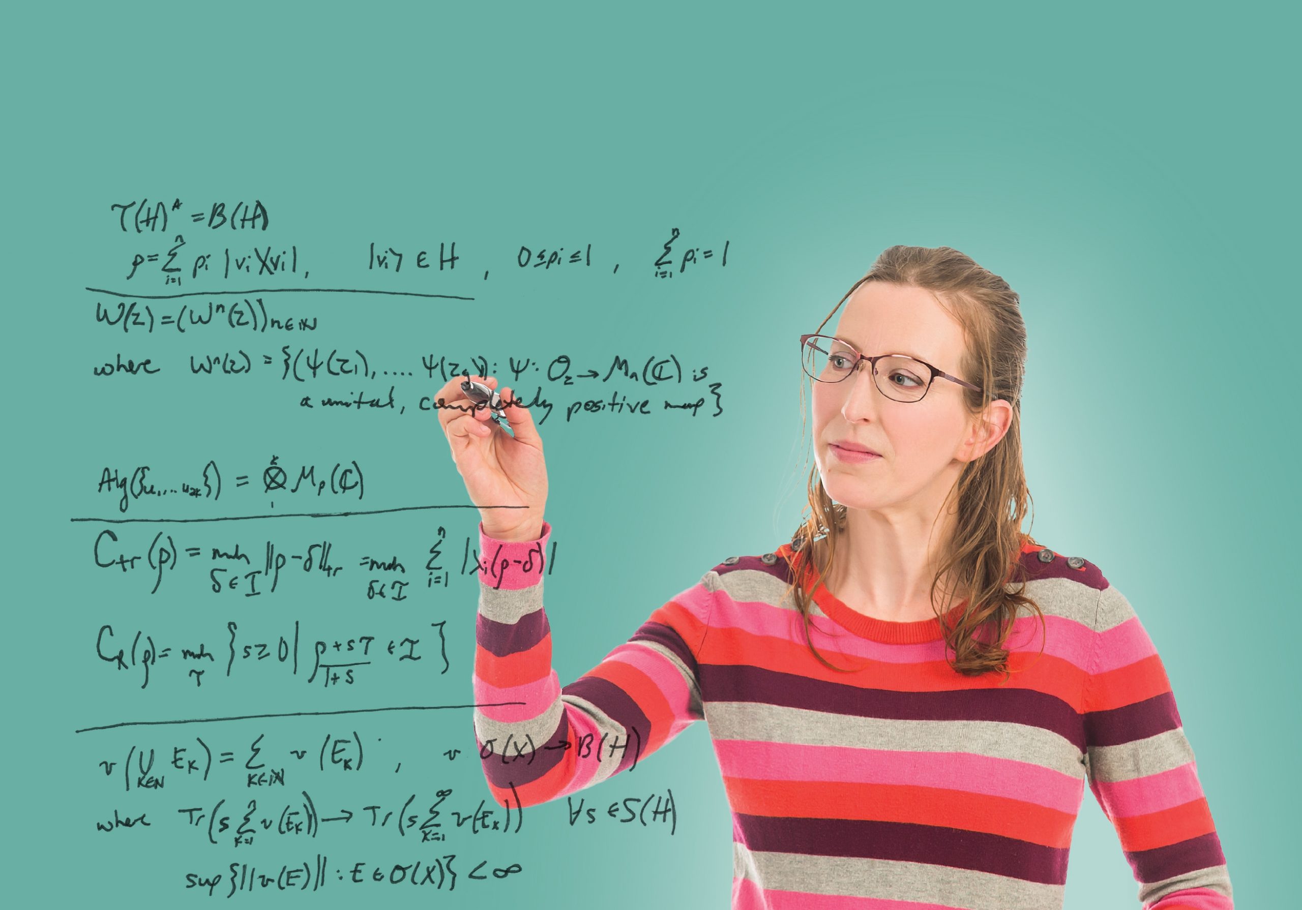 Dr. Sarah Plosker BSc'08, MSc'10 | Degrees Magazine | University of Regina